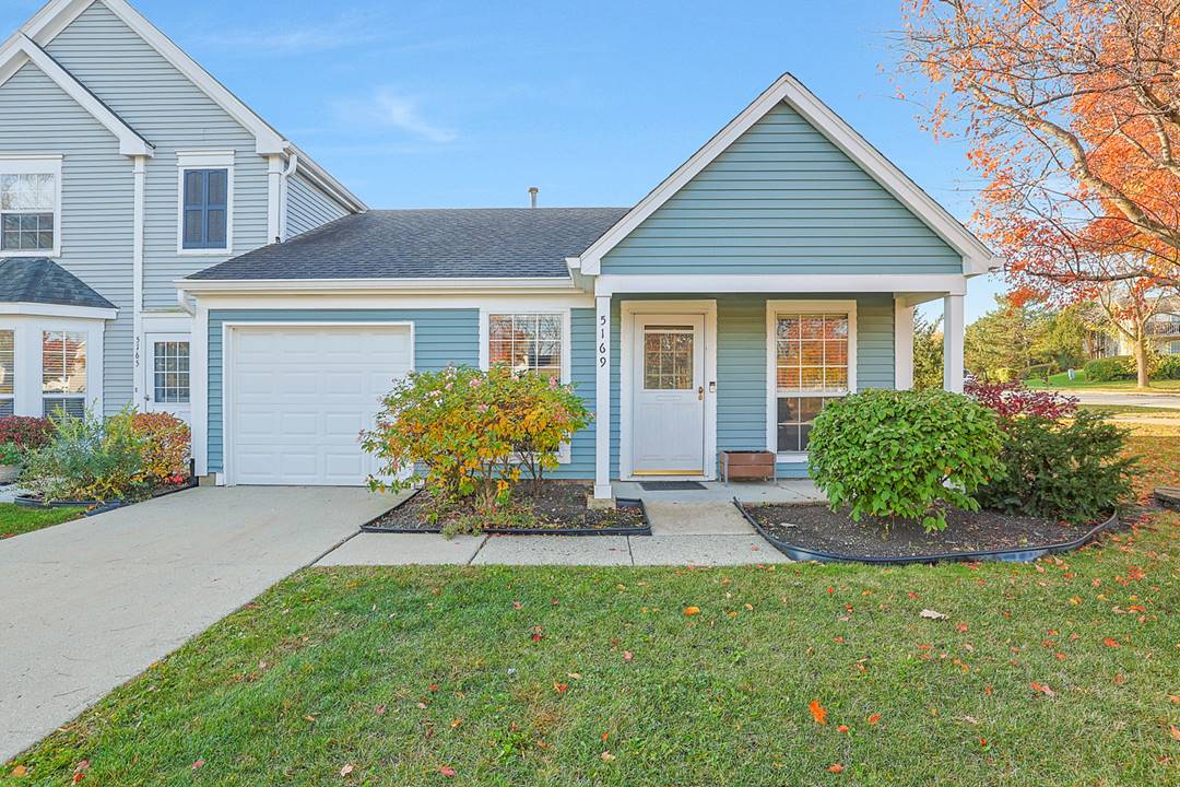 5169 Pembrook, Unit 5169, Gurnee, IL 60031