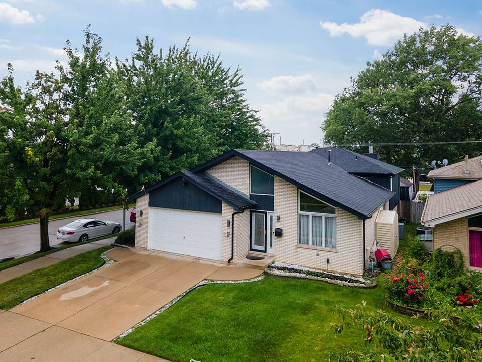 11656 S Avenue N, Chicago, IL 60617 - East Side