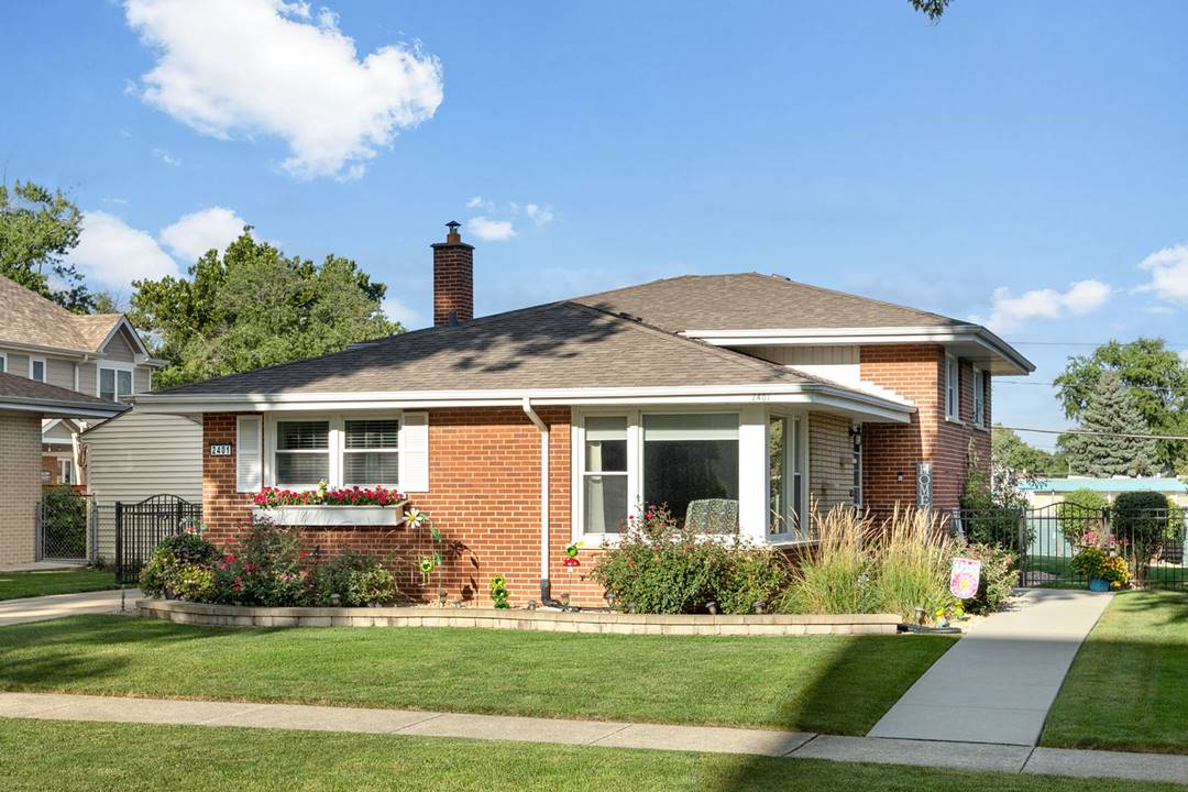 2401 Mayfair, Westchester, IL 60154