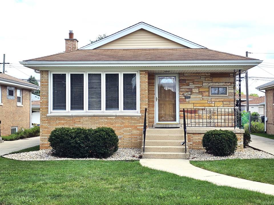 8519 S Tripp, Chicago, IL 60652 - Scottsdale