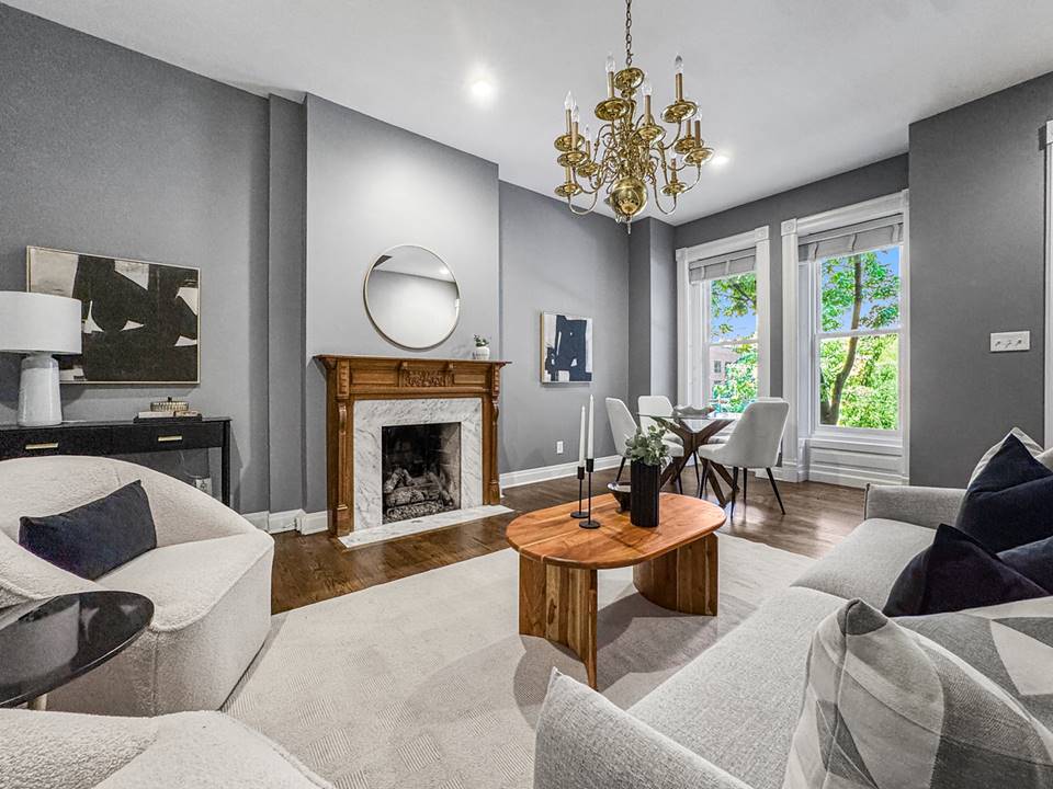 347 W Belden, Chicago, IL 60614 - Lincoln Park