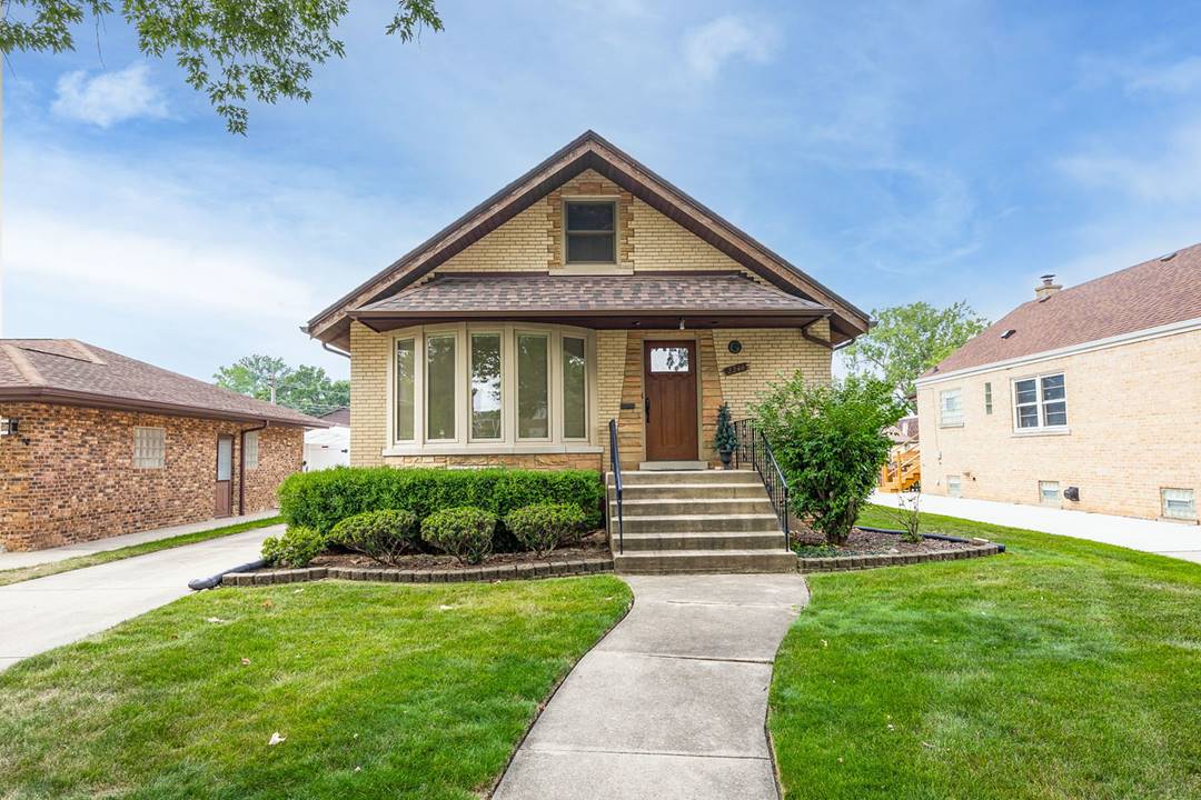 2246 S 18th, North Riverside, IL 60546