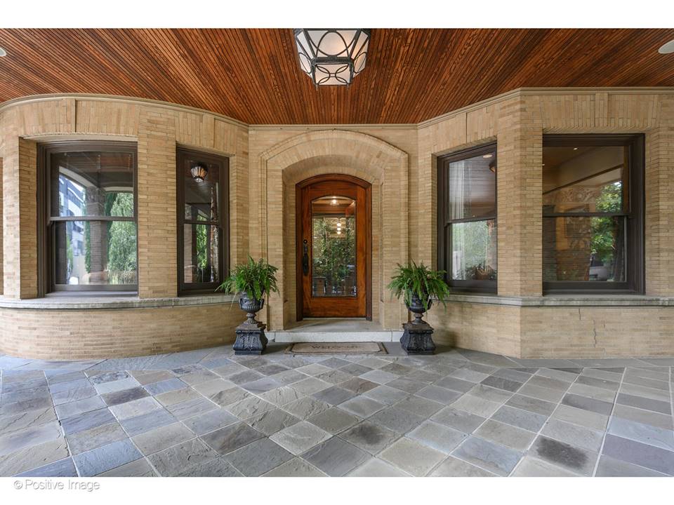536 W Barry, Chicago, IL 60657 - Lakeview