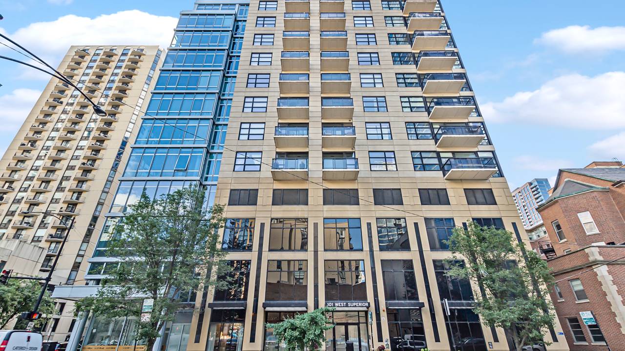 101 W Superior, Apt 901, Chicago, IL 60654 - River North