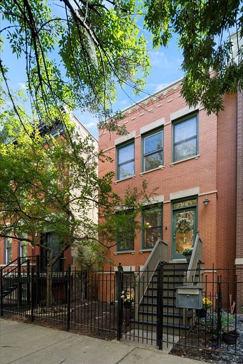 1832 N Wilmot, Chicago, IL 60647 - Bucktown