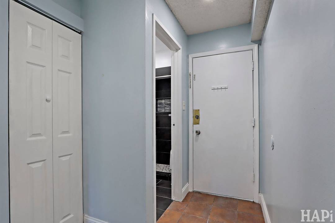 1000 Centurion, Unit 4, Vernon Hills, IL 60061