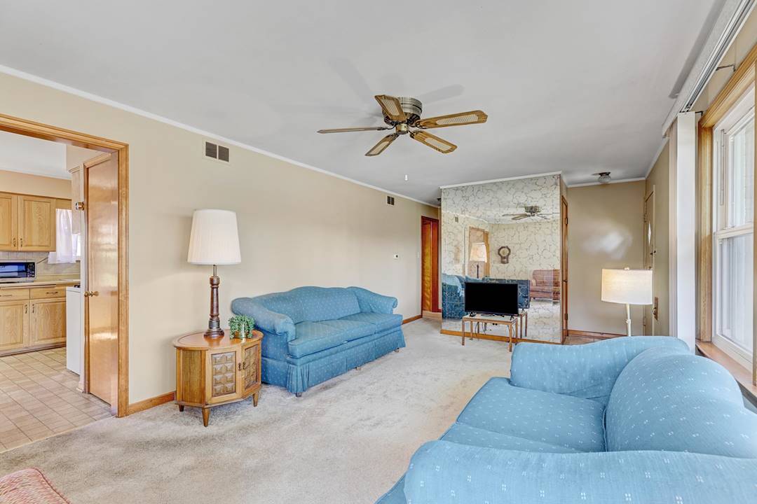 1038 Arthur, Berkeley, IL 60163