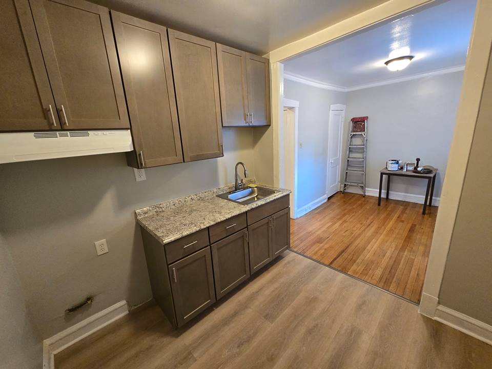 4826 N Avers, Apt 2E, Chicago, IL 60625 - Albany Park