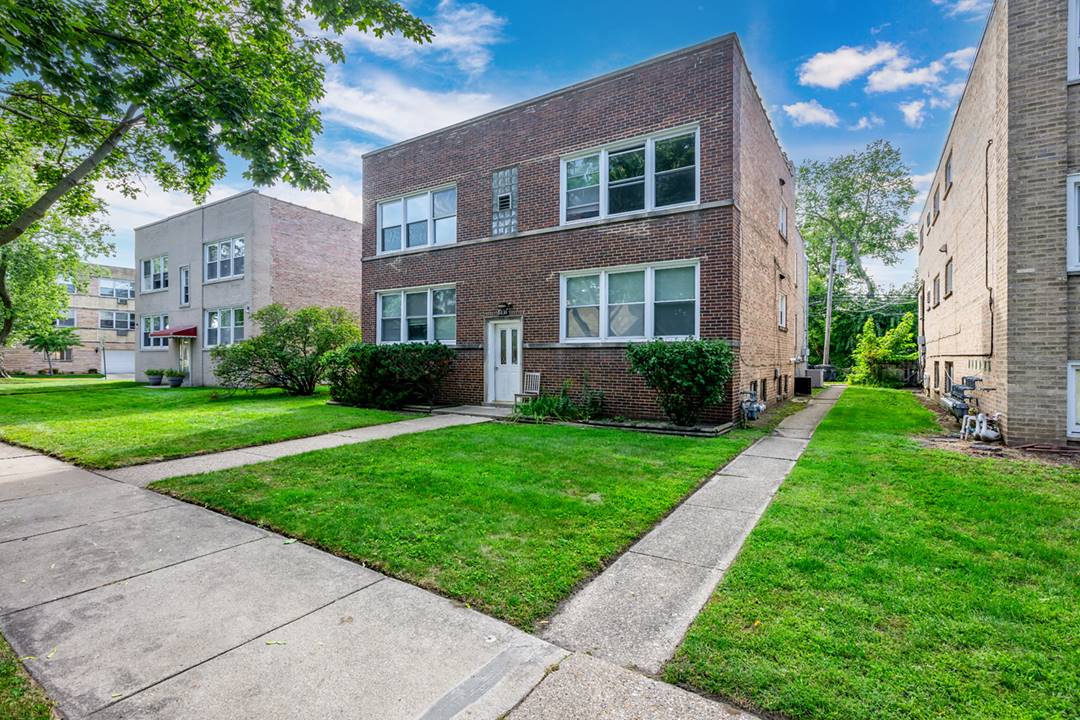 8836 Bronx, Skokie, IL 60077