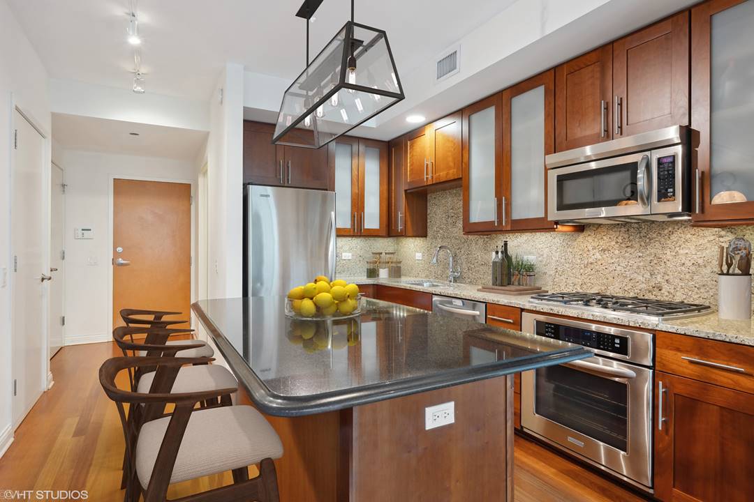 505 N Mcclurg, Unit 203, Chicago, IL 60611 - Streeterville