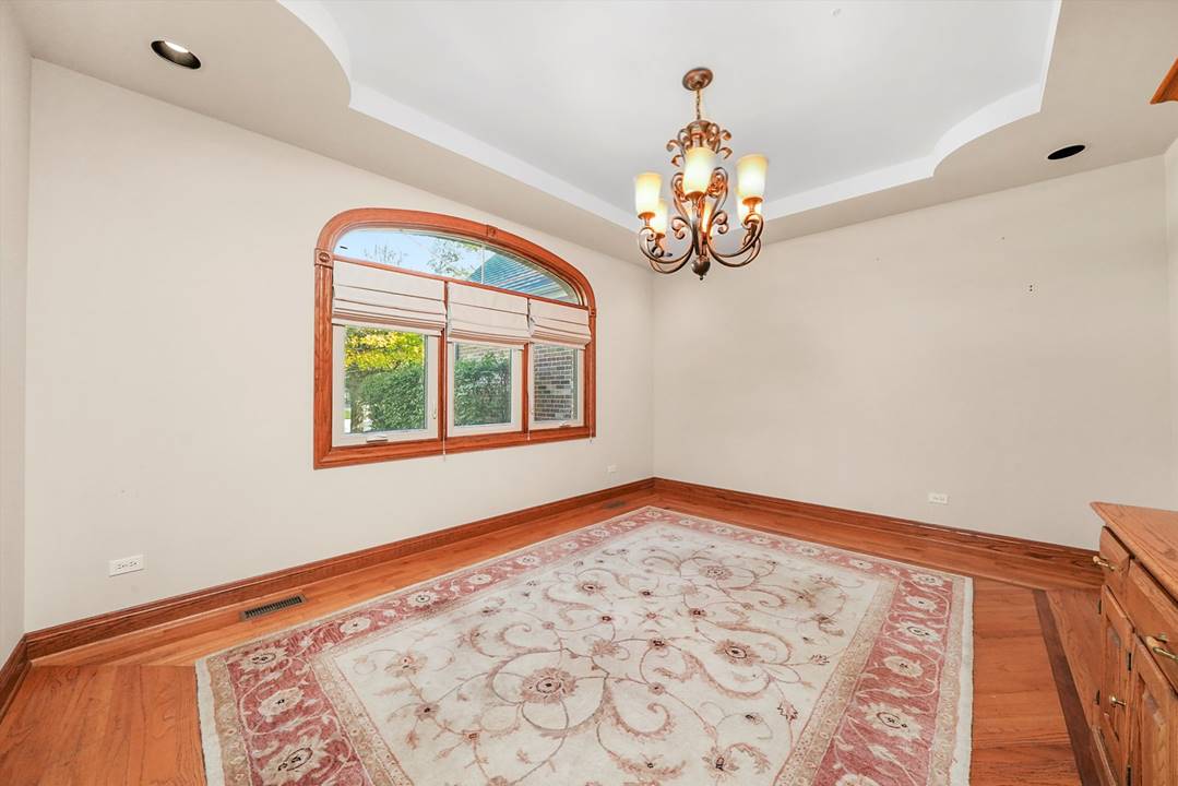 17860 S Crystal Lake, Homer Glen, IL 60491