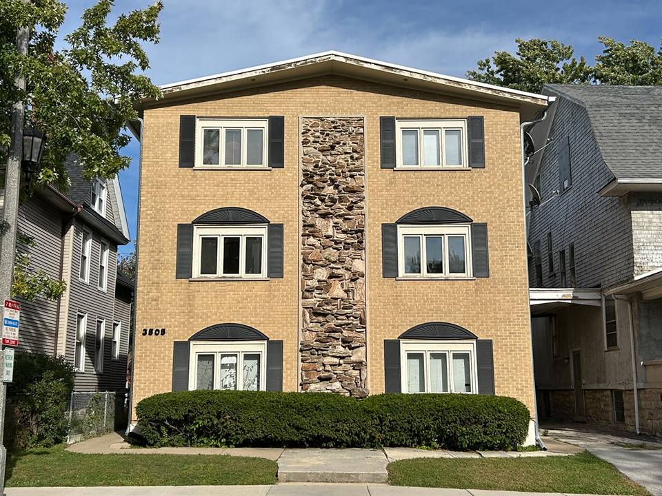 3505 S Oak Park, Apt A2, Berwyn, IL 60402