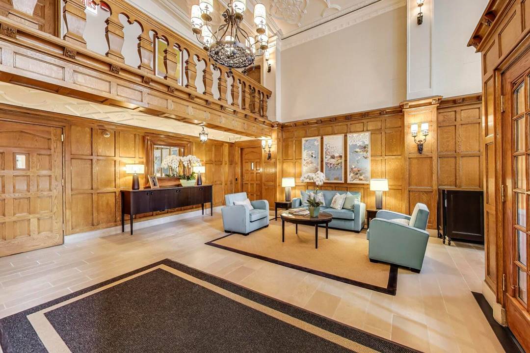 220 E Walton, Unit 5E, Chicago, IL 60611 - Streeterville