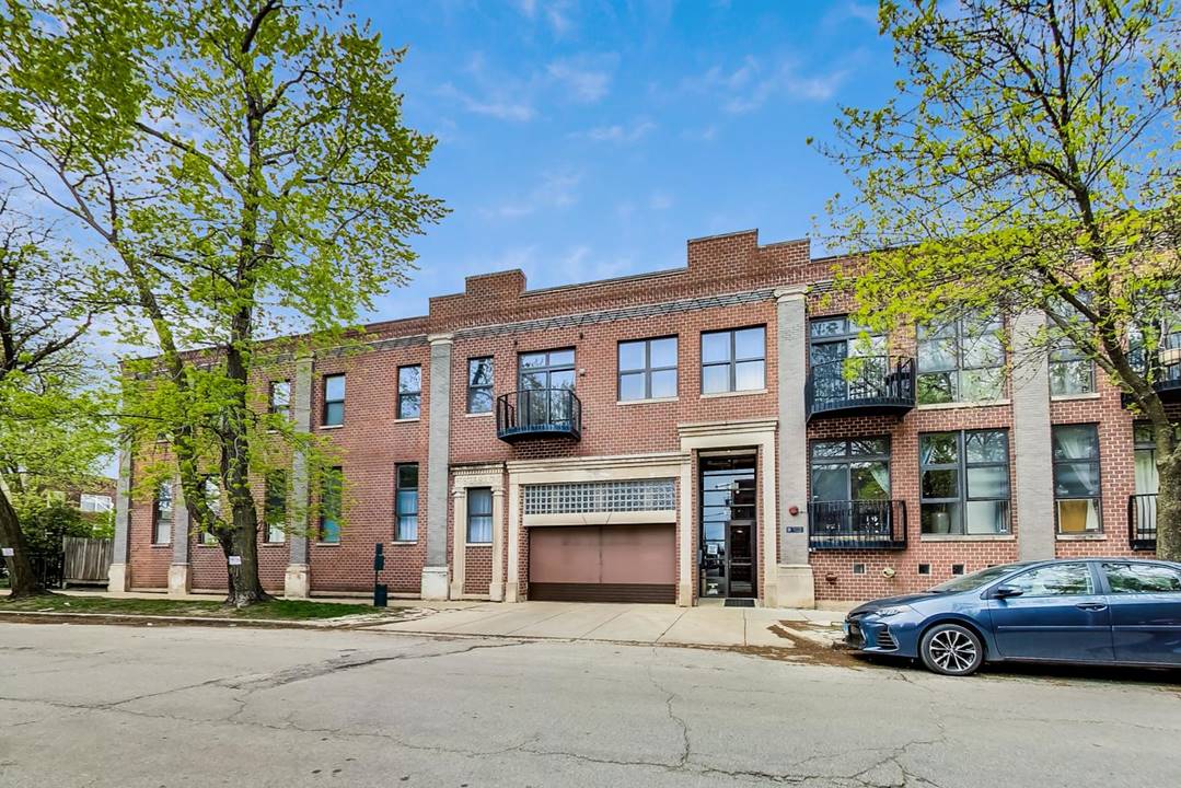 612 N Oakley, Unit 108, Chicago, IL 60612 - Ukrainian Village