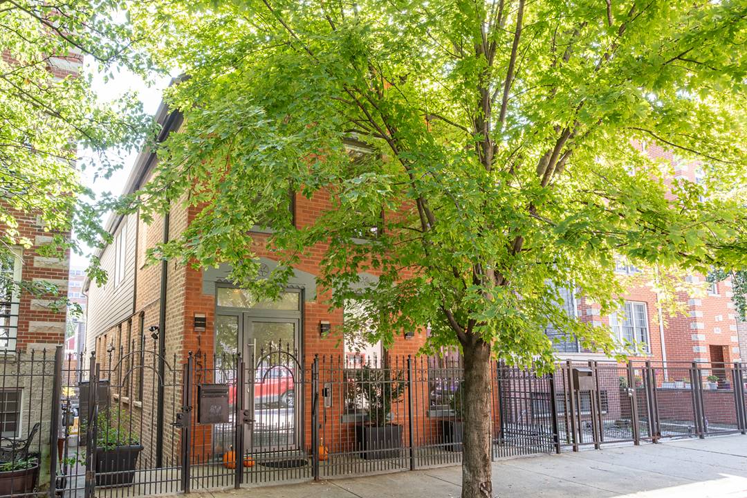1457 W Walton, Chicago, IL 60642 - Noble Square