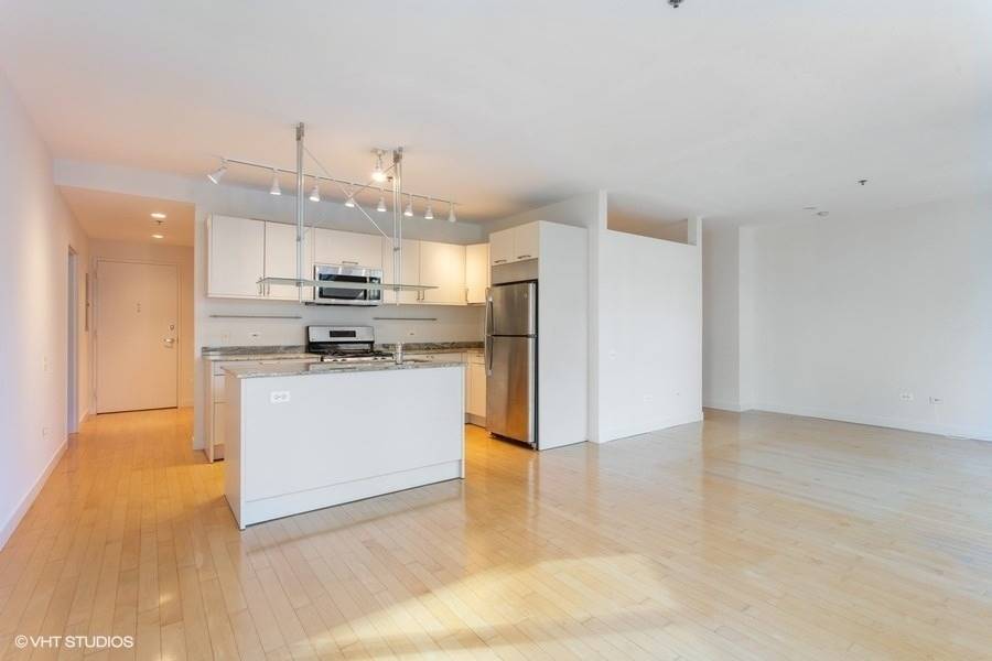 510 W Erie, Apt 708, Chicago, IL 60654 - River North