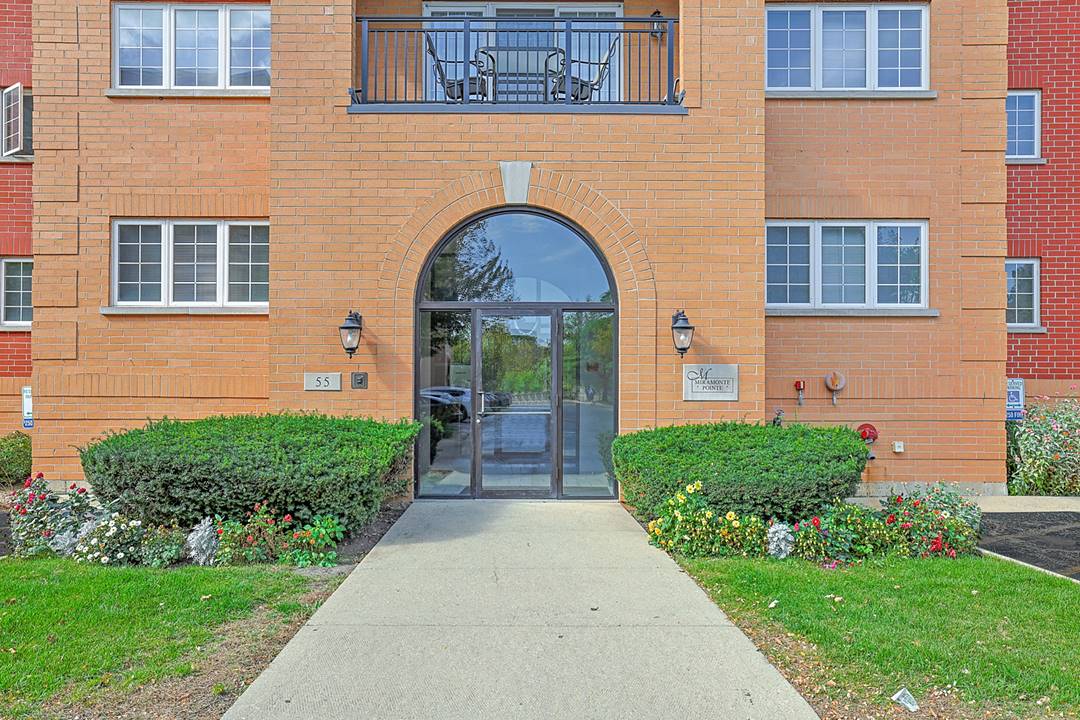 55 S Hale, Unit 109, Palatine, IL 60067