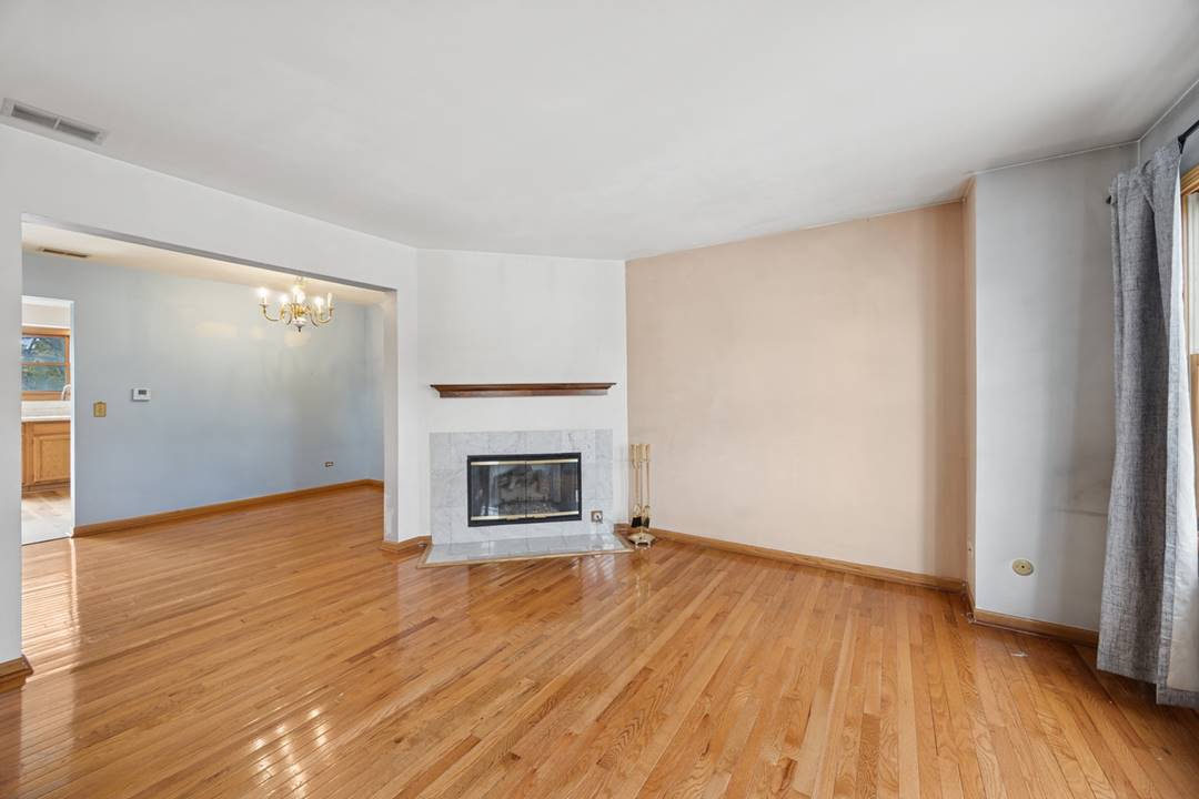 7708 Harvard, Forest Park, IL 60130