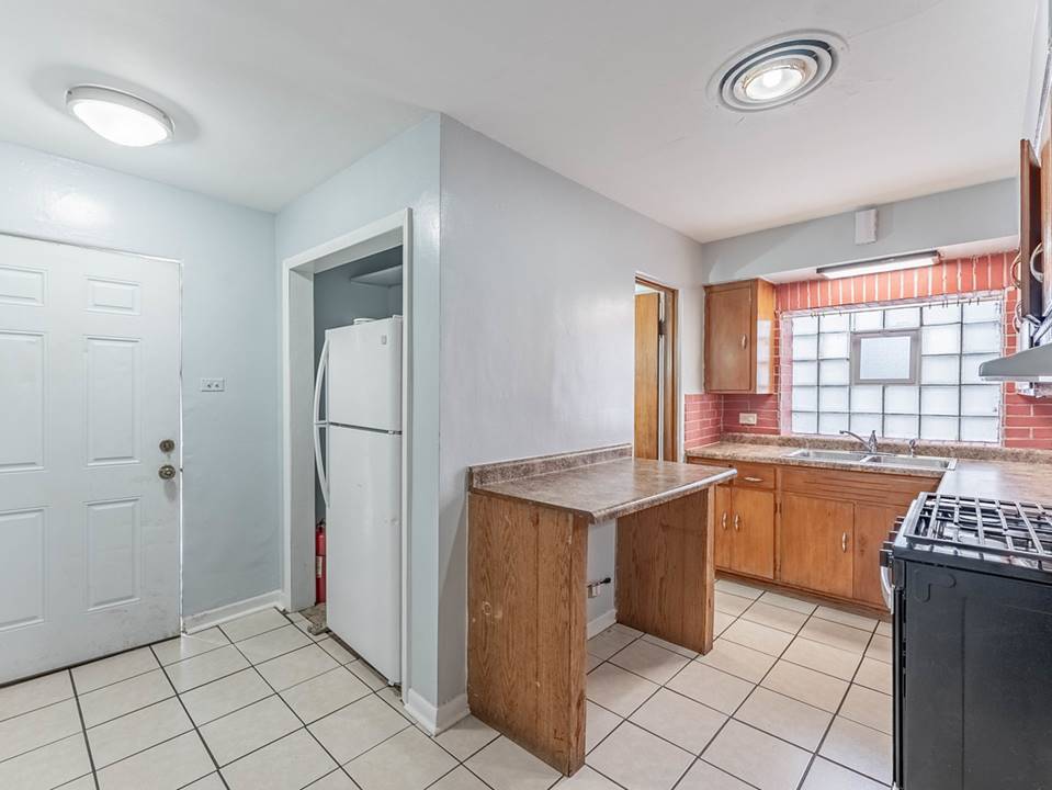 3847 Euclid, Berwyn, IL 60402