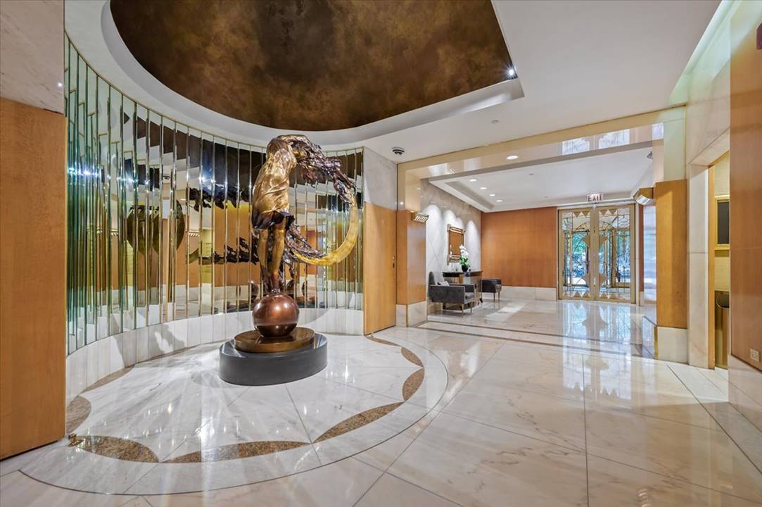 111 E Chestnut, Unit 43K, Chicago, IL 60611 - Gold Coast