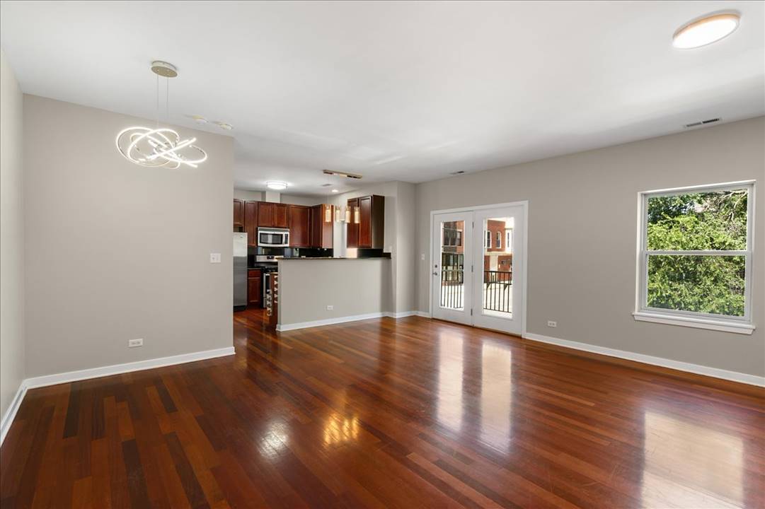 803 E 41st, Apt 3A, Chicago, IL 60653 - Bronzeville