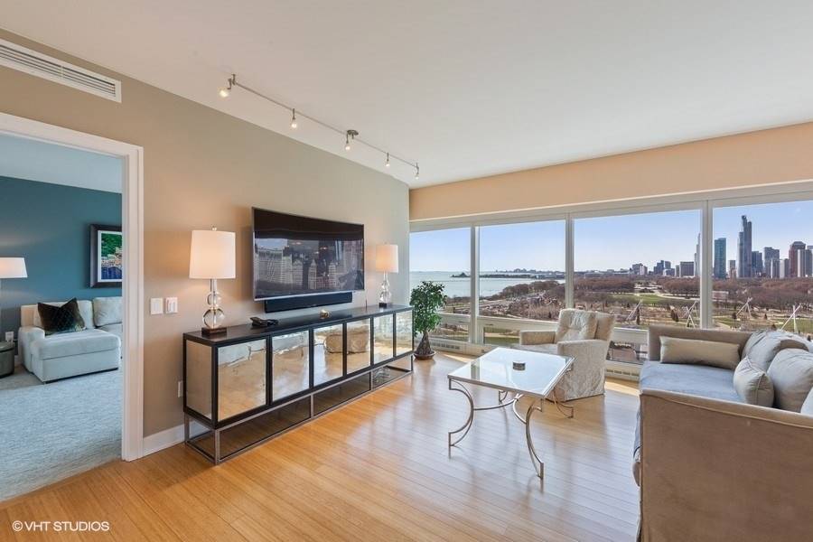 340 E Randolph, Unit 905, Chicago, IL 60601 - New Eastside