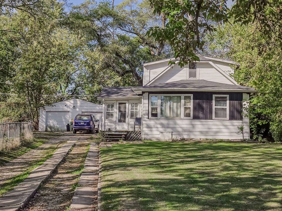 1428 Ardmore, Round Lake Beach, IL 60073