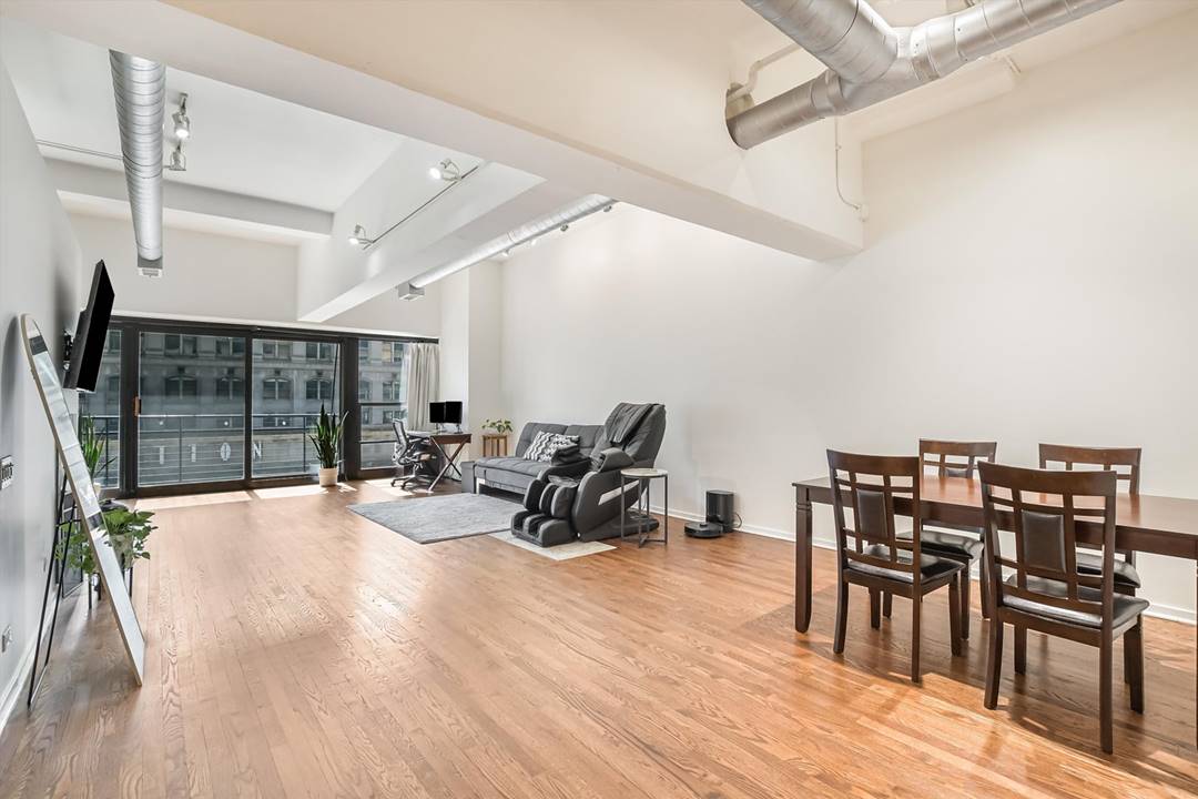 130 S Canal, Unit 624, Chicago, IL 60606 - The Loop