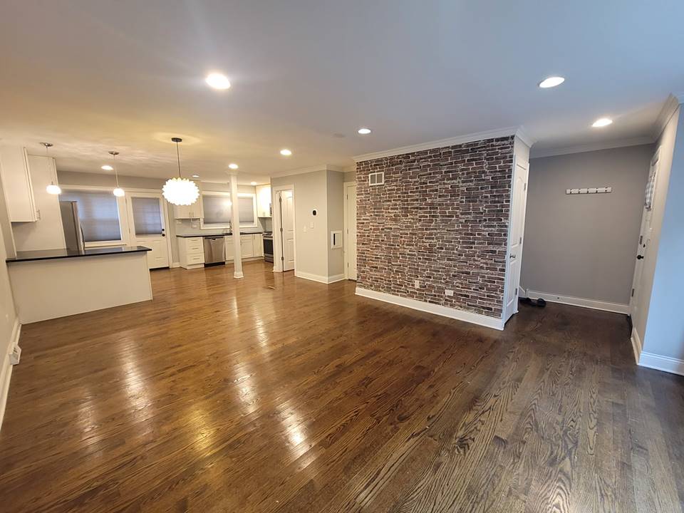 2036 W Morse, Unit D, Chicago, IL 60645 - West Ridge