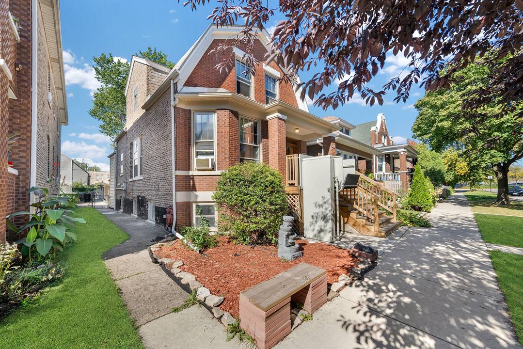 4132 S Mozart, Chicago, IL 60632 - Brighton Park
