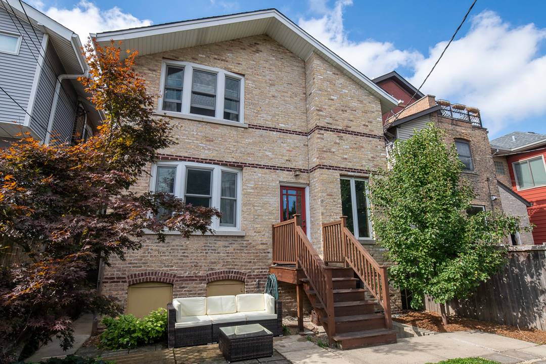 4529 N Mozart, Chicago, IL 60625 - Albany Park