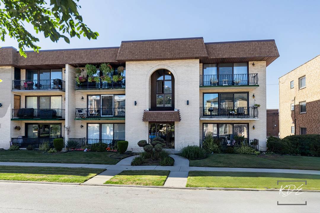 10336 S Keating, Unit 102, Oak Lawn, IL 60453