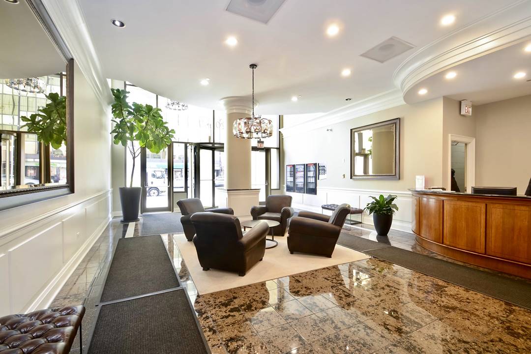 630 N State, Apt 1807, Chicago, IL 60654 - River North