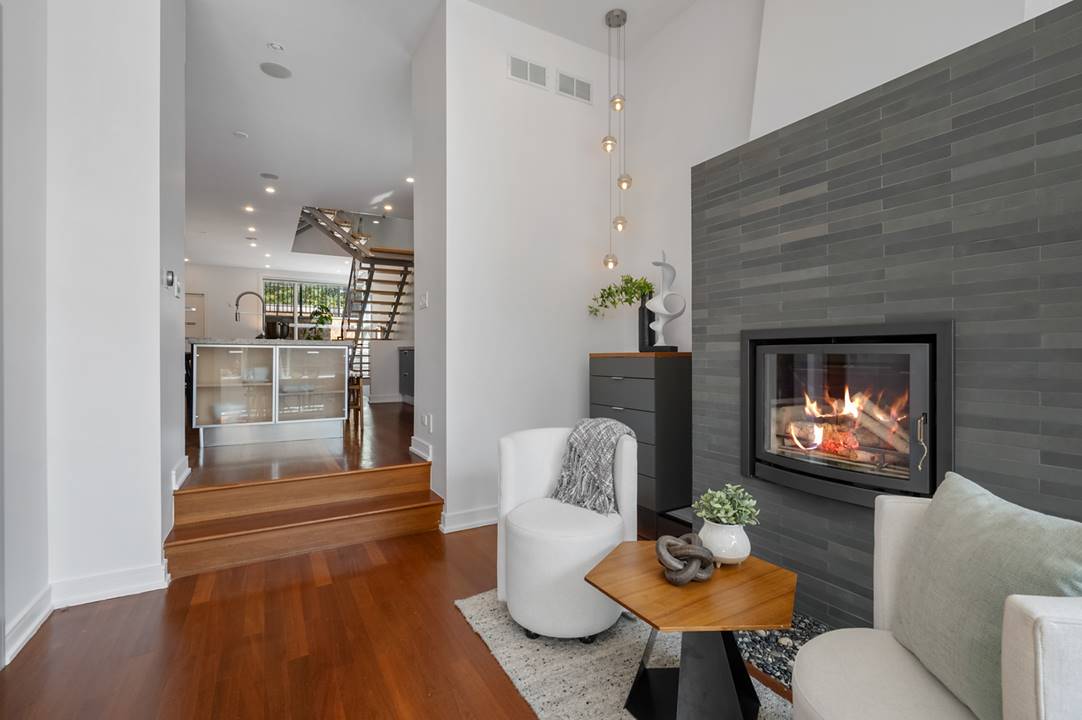1850 W Thomas, Chicago, IL 60622 - East Village