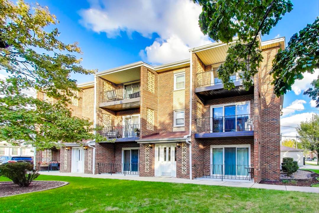 6416 W 64th, Unit 3A, Chicago, IL 60638 - Clearing West