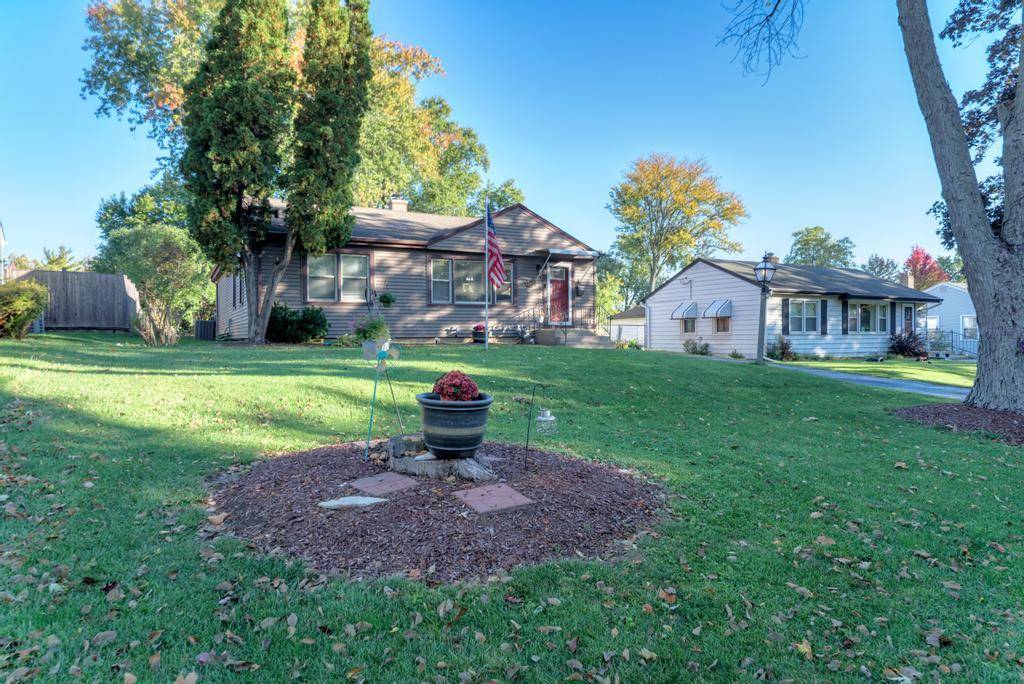 140 W Sunset, Lombard, IL 60148