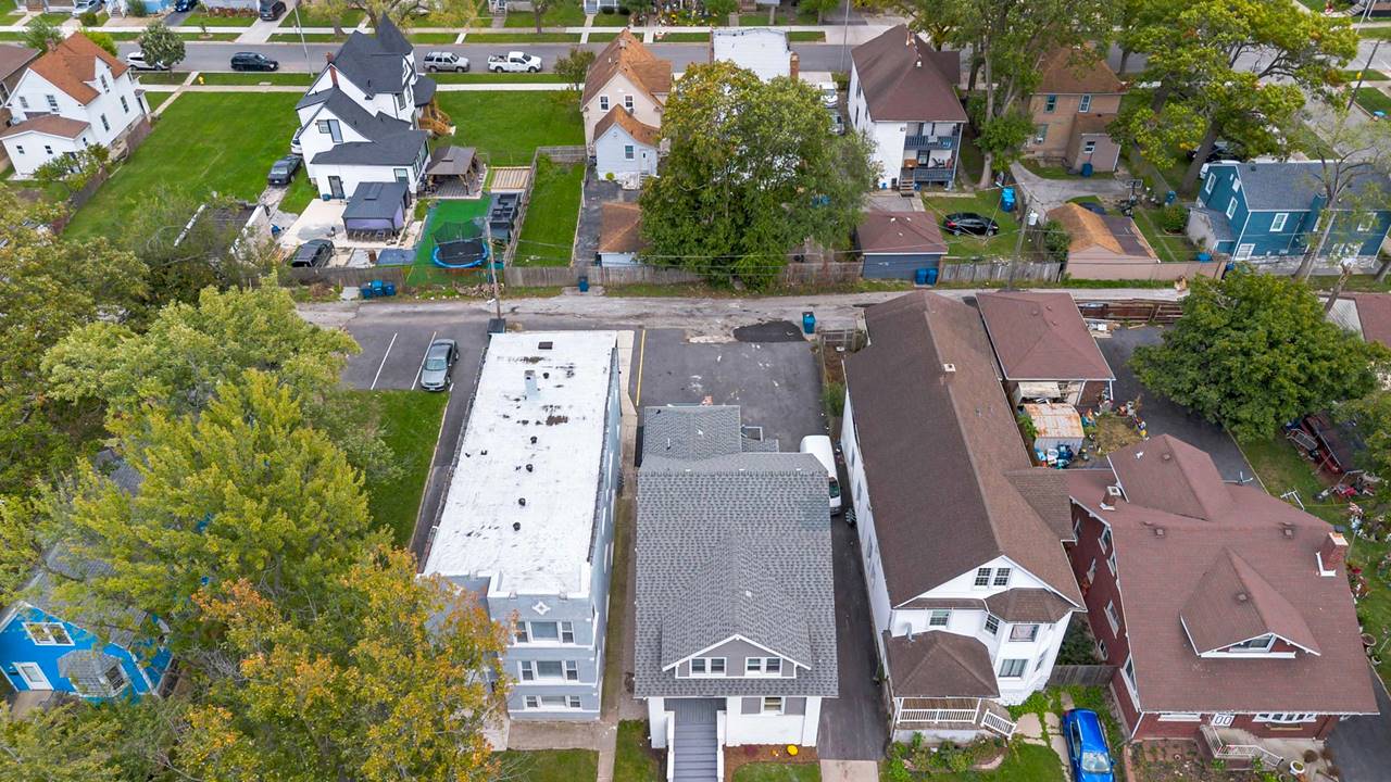 1667 Buena Vista, Chicago Heights, IL 60411