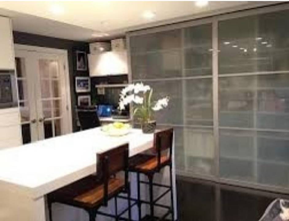 9121 Niles Center, Unit 2W, Skokie, IL 60076