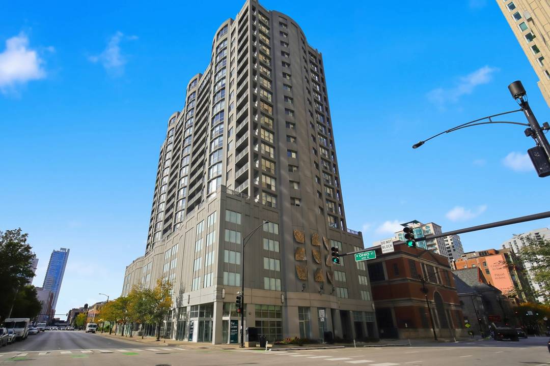600 N Dearborn, Unit 1812, Chicago, IL 60654 - River North