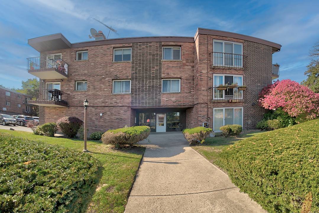 10230 Washington, Unit 1D, Oak Lawn, IL 60453