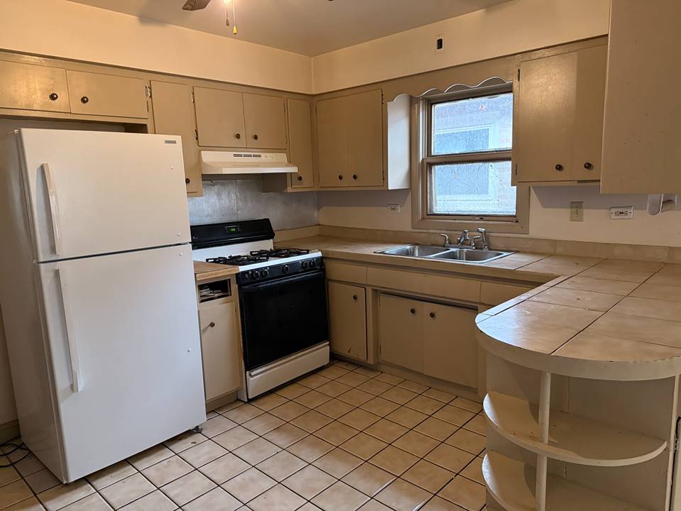 9011 S Morgan, Chicago, IL 60620 - Brainerd
