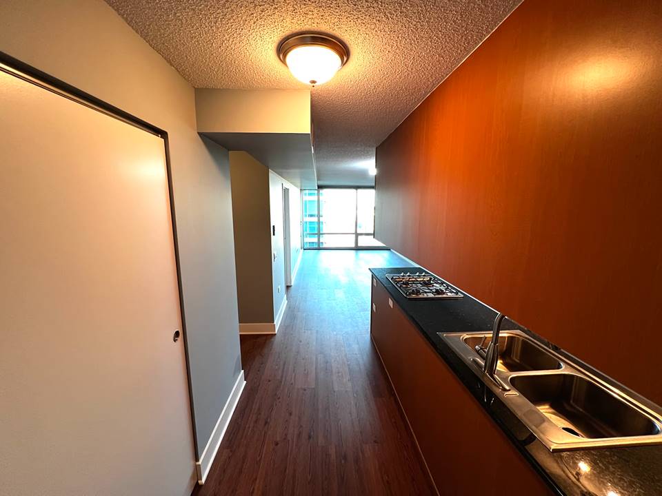 9655 Woods, Apt 1405, Skokie, IL 60077