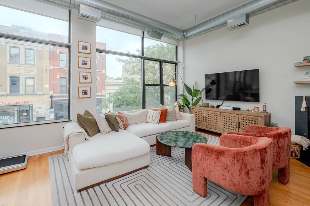1519 N Milwaukee, Unit 2F, Chicago, IL 60622 - Wicker Park