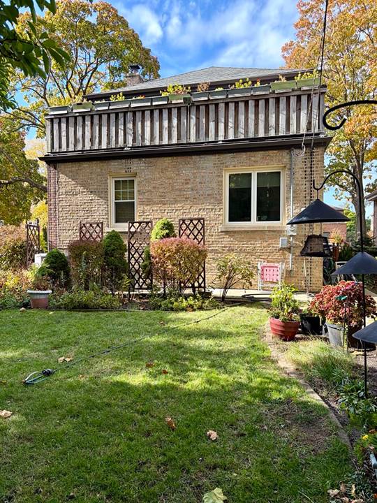 7433 N Washtenaw, Chicago, IL 60645 - West Ridge