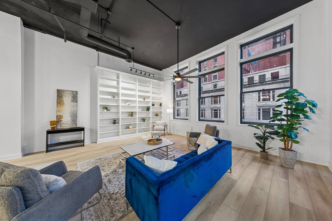 120 S State, Unit 4, Chicago, IL 60603 - The Loop