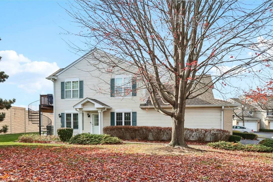 1279 Merrimack, Crystal Lake, IL 60014