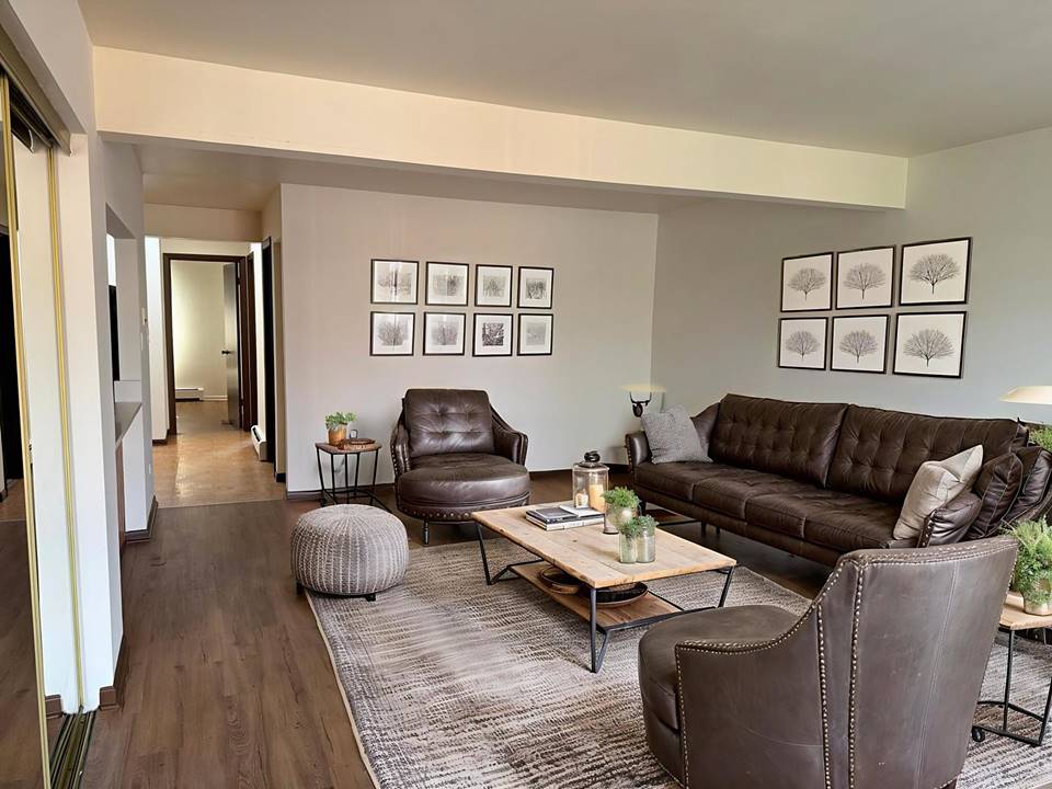 490 Pleasant Run, Apt F, Wheeling, IL 60090