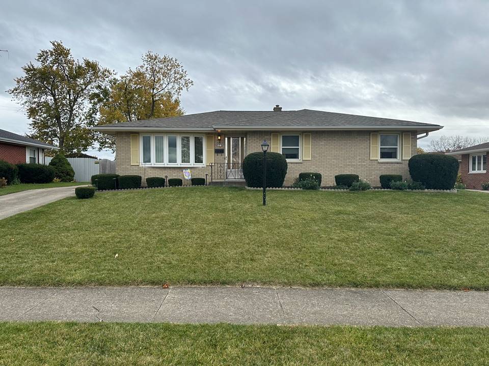 521 Chaney, Crest Hill, IL 60403