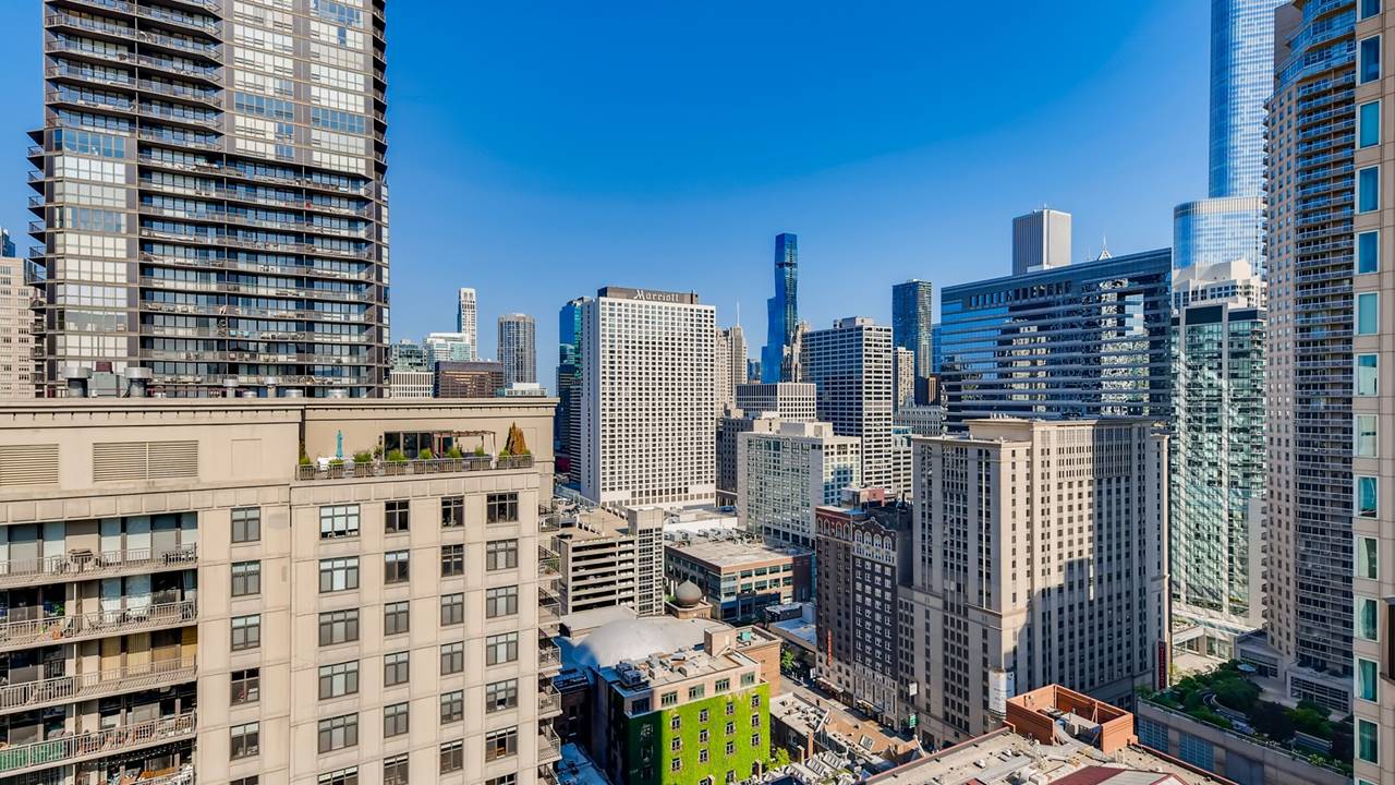 635 N Dearborn, Unit 2803, Chicago, IL 60654 - River North