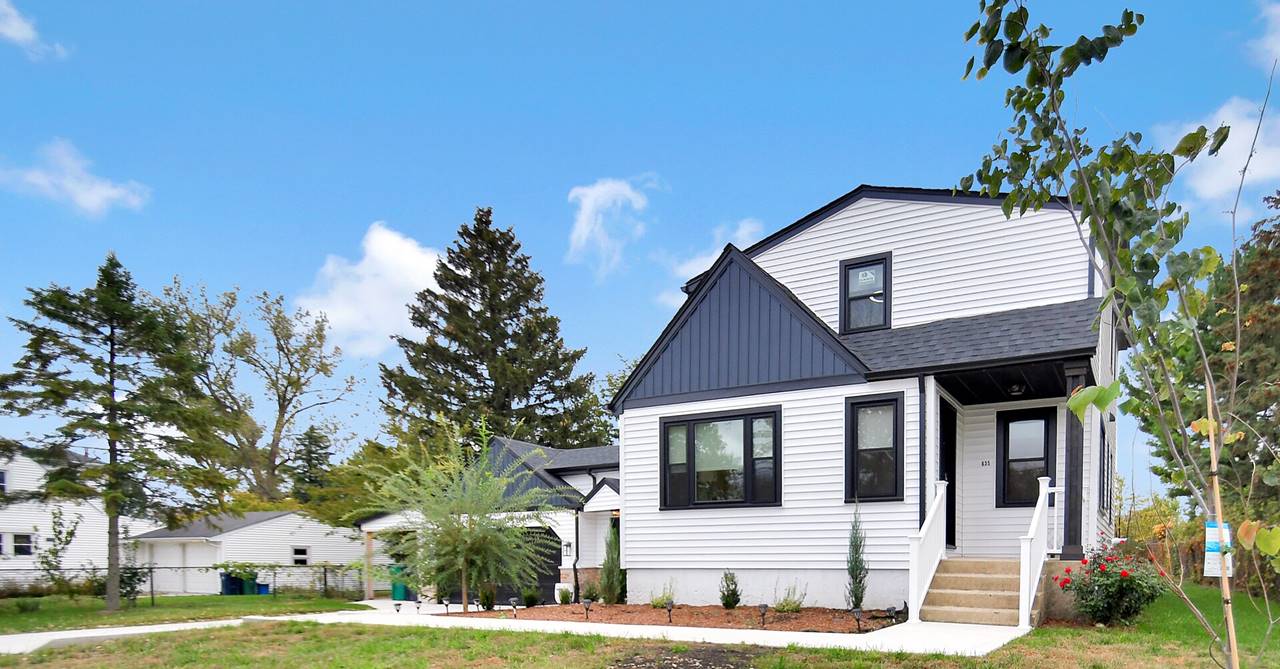 635 E Prairie, Lombard, IL 60148